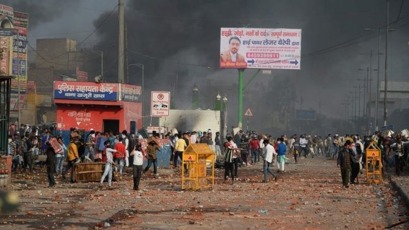 Delhi riots: City tense after Hindu-Muslim clashes leave 27 dead - BBC News