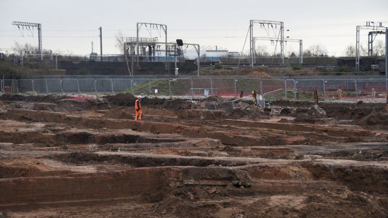 Burton Green: The Warwickshire village split down the middle by HS2 ...