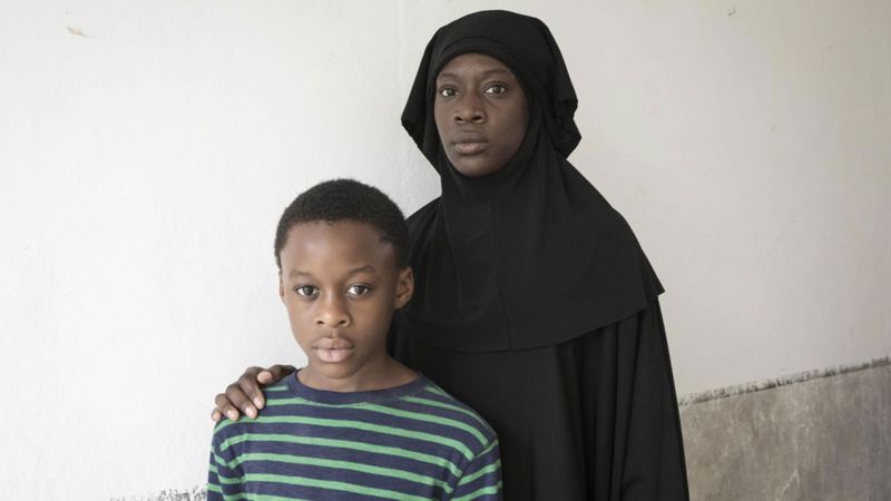 The State: Viewers and critics praise Channel 4 IS drama - BBC News