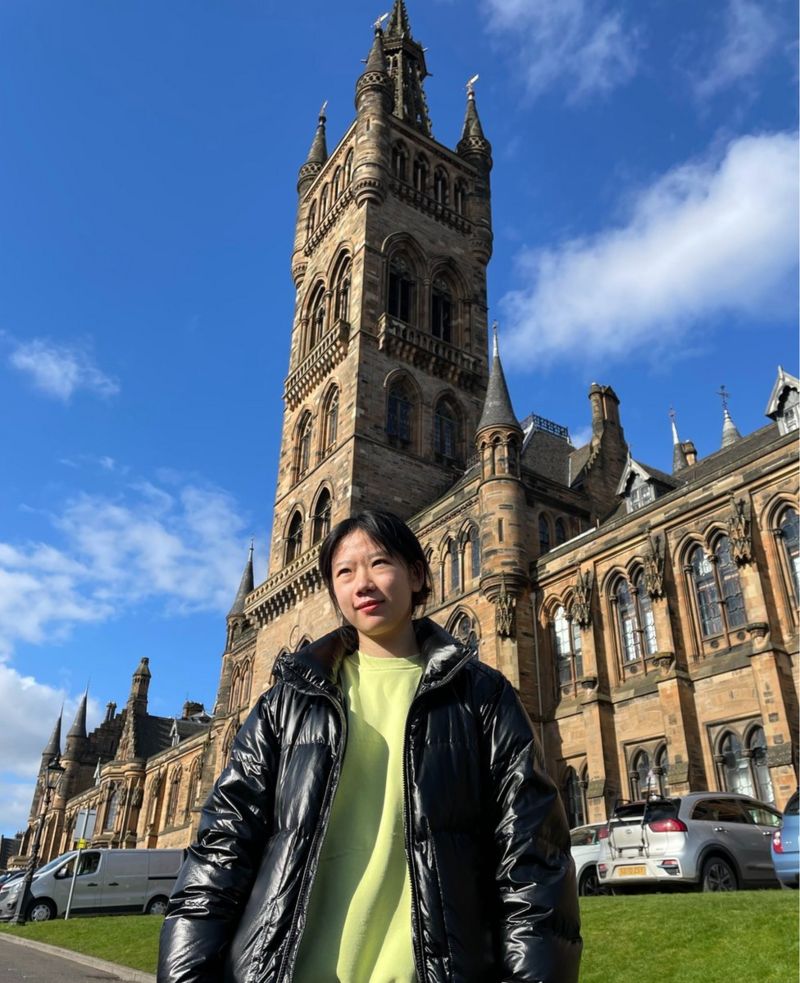 Why are Chinese students so keen on the UK? - BBC News