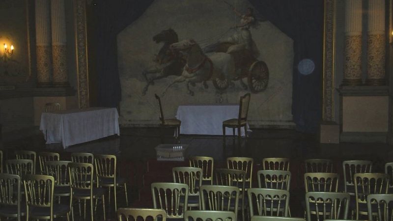 Halloween: The ghosts that reside in Wales' spooky castles - BBC News