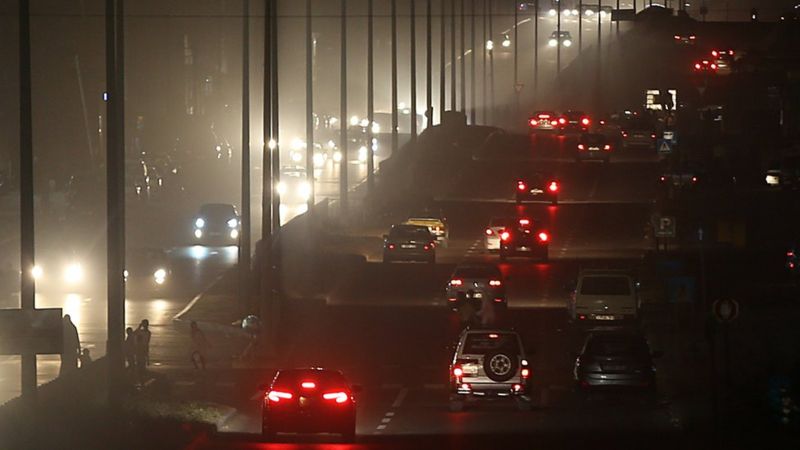 Palestinian Authority 'stops paying Israel for Gaza electricity' - BBC News