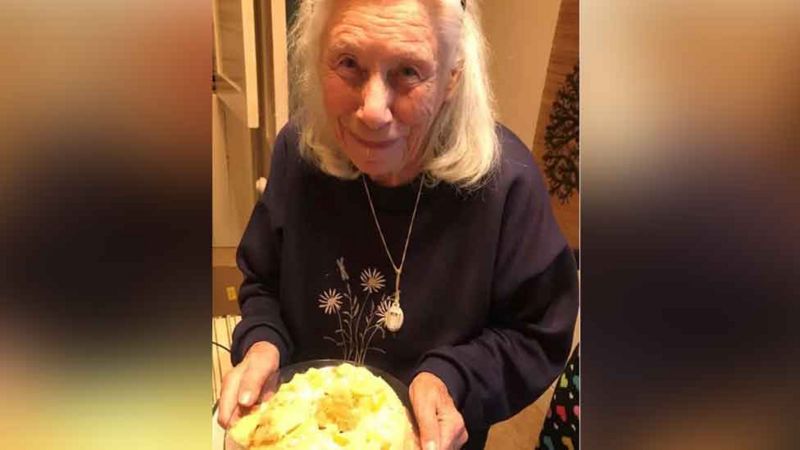 Norwich man admits killing grandmother by setting fire to home - BBC News