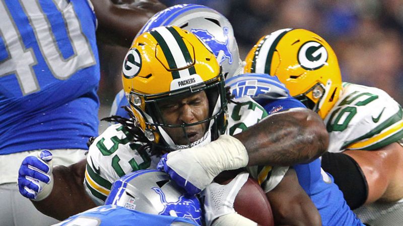 NFL concussions: Cardiff Uni to develop helmet padding - BBC News