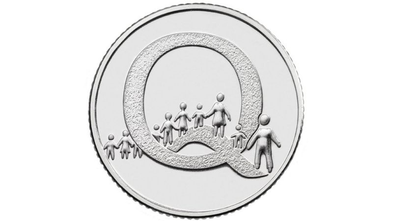 Old Charles Darwin paper £10 notes out, new 10p coins in - BBC News