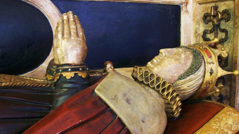 Derby Cathedral £2.5m refit to hunt its medieval origins - BBC News