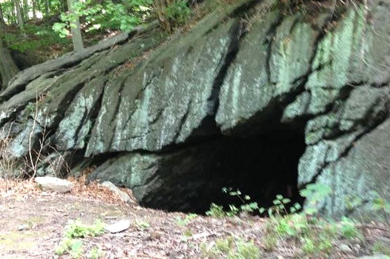 Benjamin Lay: The Quaker dwarf who fought slavery - BBC News