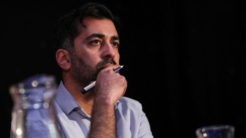 Humza Yousaf: What do young people want from new SNP leader? - BBC News