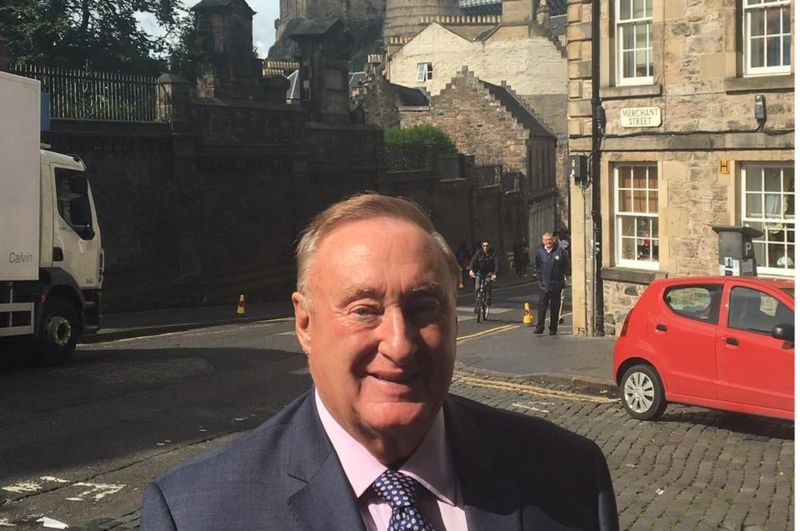 Coronavirus: 'Act like tourists' plea to help post-lockdown Edinburgh ...