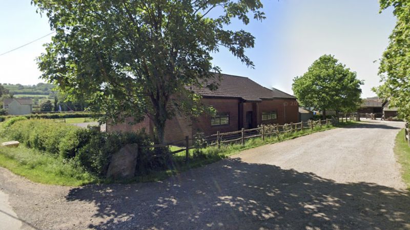 Swindon farmer Andrew Freeston fined for polluting brook - BBC News