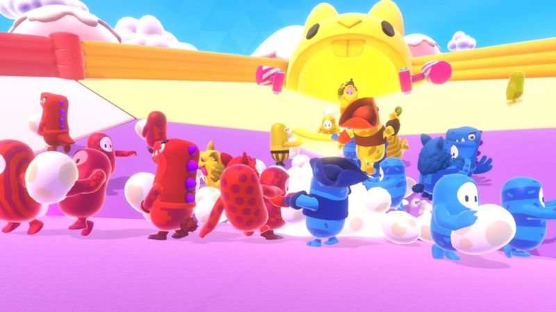 Fall Guys: Tiny blobs, obstacle courses and hate mail - BBC News