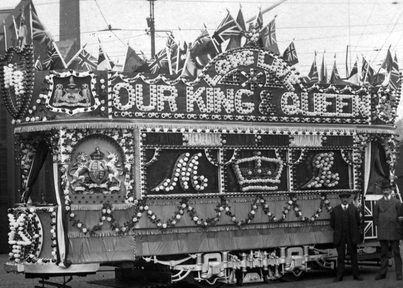 King Charles coronation: Old Leeds royal celebration images unearthed ...