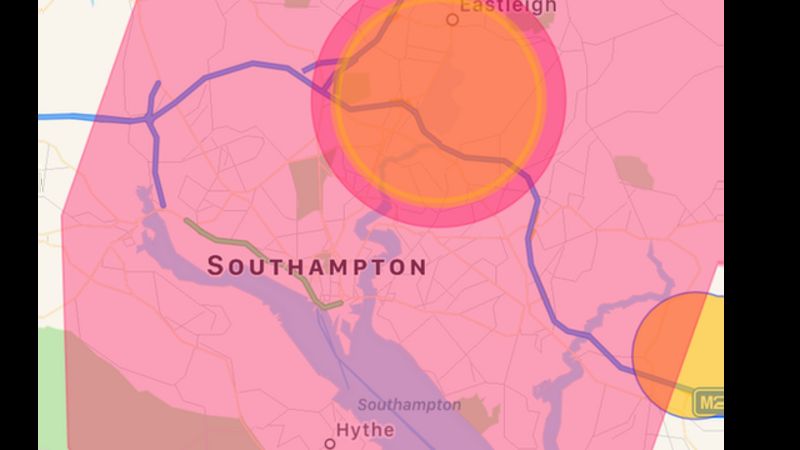 App helps drone pilots avoid no-fly zones - BBC News