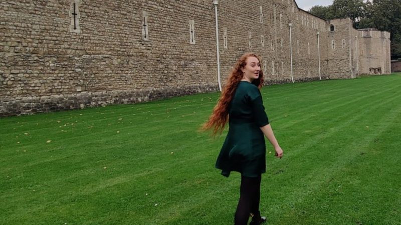 Who is the redhead living in the Tower of London? - BBC News