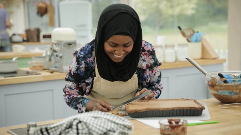 How Bake Off champ Nadiya Hussain made her cake and ate it too - BBC News