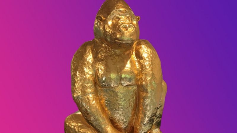 Bristol Zoo: Giant edible chocolate gorilla goes on display at zoo - BBC Newsround