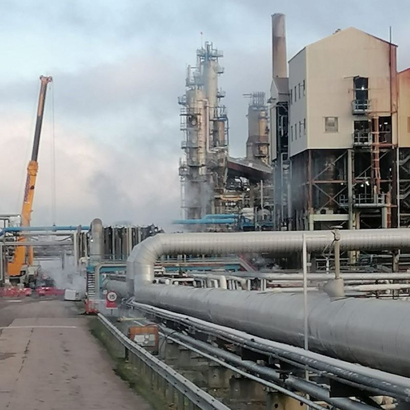 Fawley oil refinery incident caused by cooling unit collapse, union ...