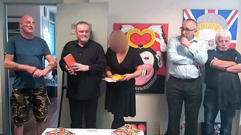 Michael Stone: Loyalist killer cannot seek parole until 2024 - BBC News