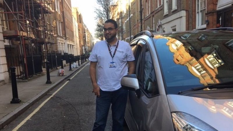 Uber drivers claim discrimination over London congestion plan - BBC News