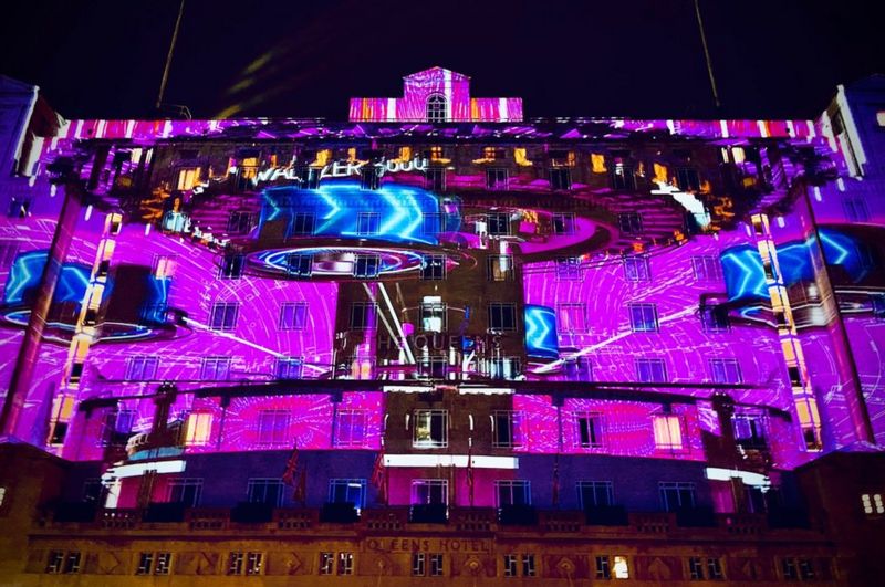Leeds Light Night: City lit up in 'playful' light spectacle - BBC News