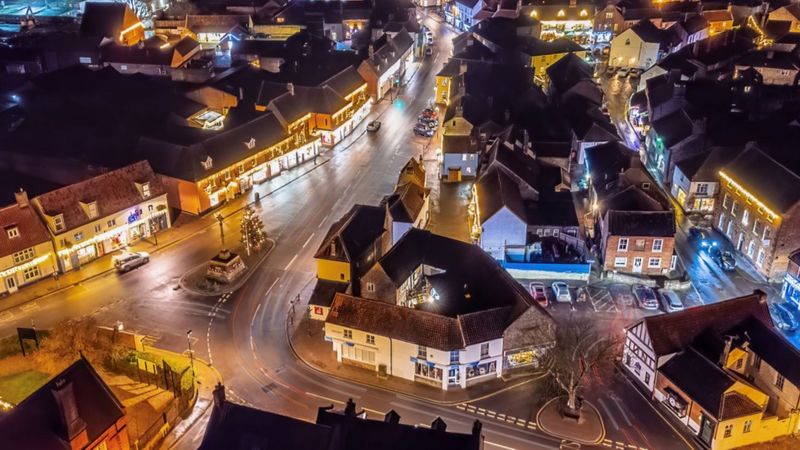 Norfolk by night: Drone captures spectacular festive colour - BBC News