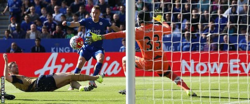 Jamie Vardy breaks record for goals in consecutive games - BBC Sport