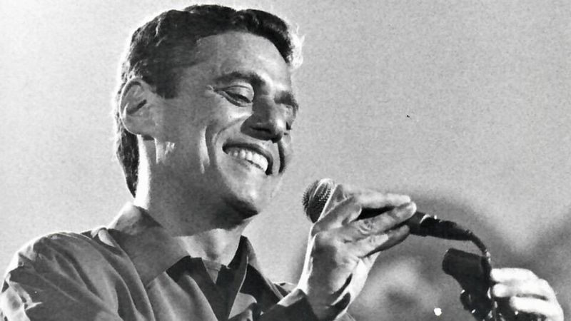 O disco italiano esquecido de Chico Buarque - BBC News Brasil