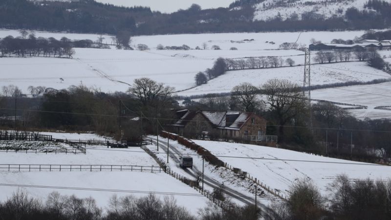 In pictures: Scotland in the snow - BBC News