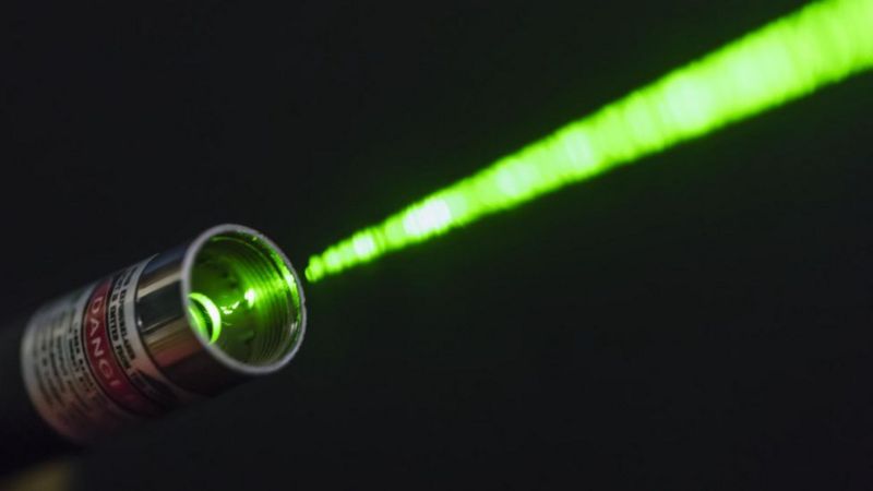 Wiltshire Air Ambulance laser attack 'endangered lives' - BBC News