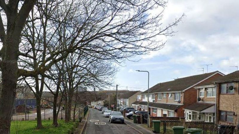 Wolverhampton murder victim identified as father of seven - BBC News