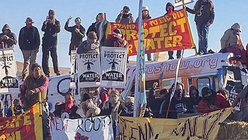 What is Standing Rock and why are 1.4m 'checking in' there? - BBC News