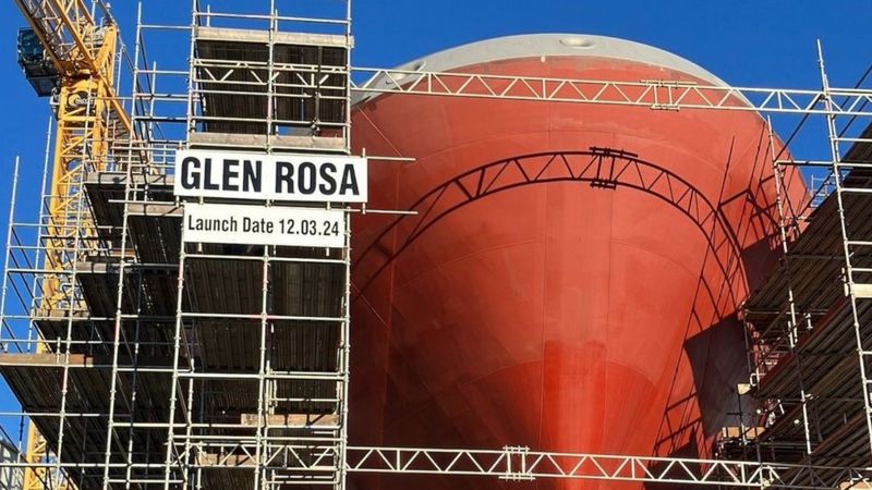 Launch date set for delayed CalMac ferry MV Glen Rosa - BBC News