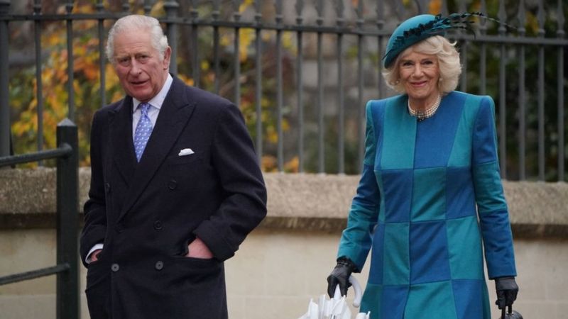 King Charles arrives at Sandringham for first Christmas as monarch ...
