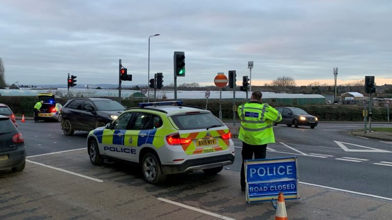 Boy, 11, injured in Leicestershire van crash - BBC News
