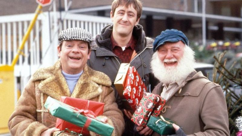 The TV repeats and old songs that help people with dementia - BBC News