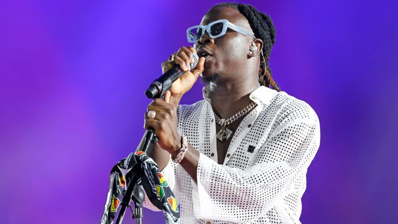 Ghana's love affair with reggae and Jamaican Patois - BBC News