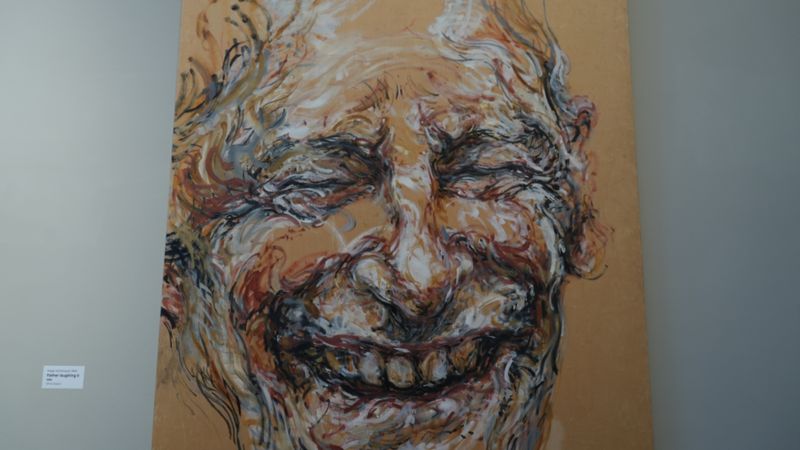 Maggi Hambling: Exhibition opens at Suffolk birthplace - BBC News