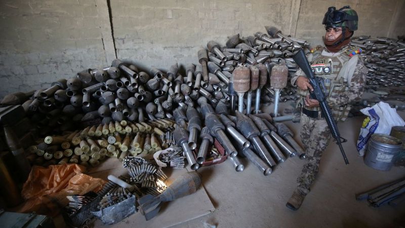 IS conflict: How is it getting hold of weapons from the West? - BBC News