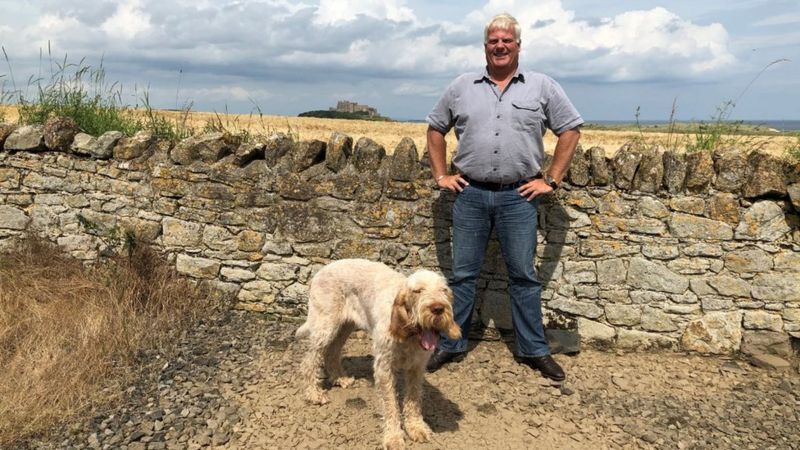 What's it like to live in a castle? - BBC News