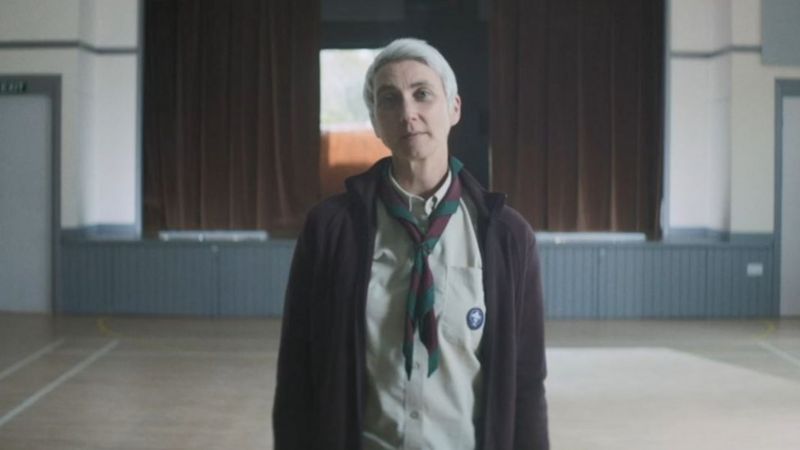 Covid-19 leaves 500 Scout groups 'at risk of closure' - BBC News