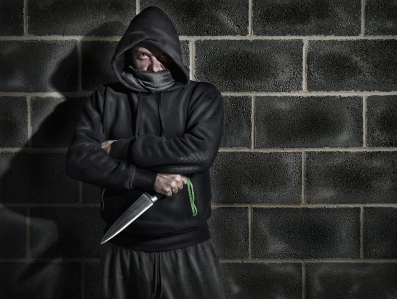 Pembantaian 'dukun santet' 1998-1999 di Banyuwangi: 'Ada tanda silang, lampu tiba-tiba mati, dan ...