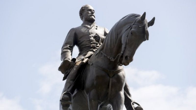Confederate and Columbus statues toppled by US protesters - BBC News
