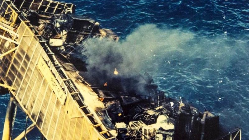 Piper Alpha: Firefighter recalls horror of oil rig disaster - BBC News