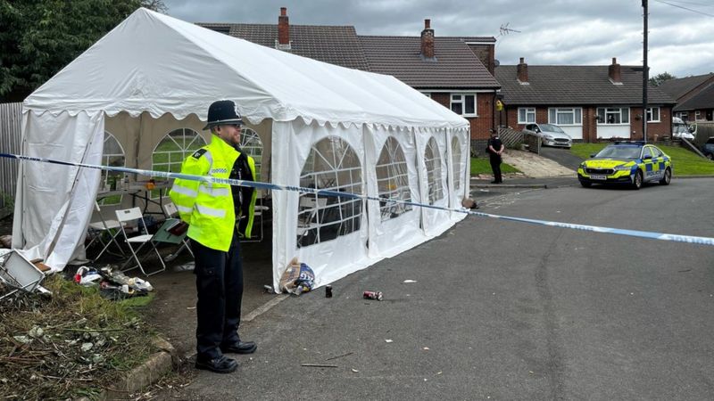 Man bailed over Albert Village wake shooting - BBC News