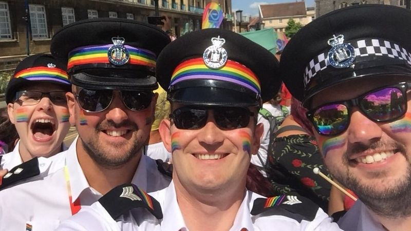In pictures: Thousands march for Norwich Pride - BBC News