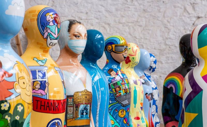 Covid-19: Public artwork dedicated to pandemic NHS staff - BBC News