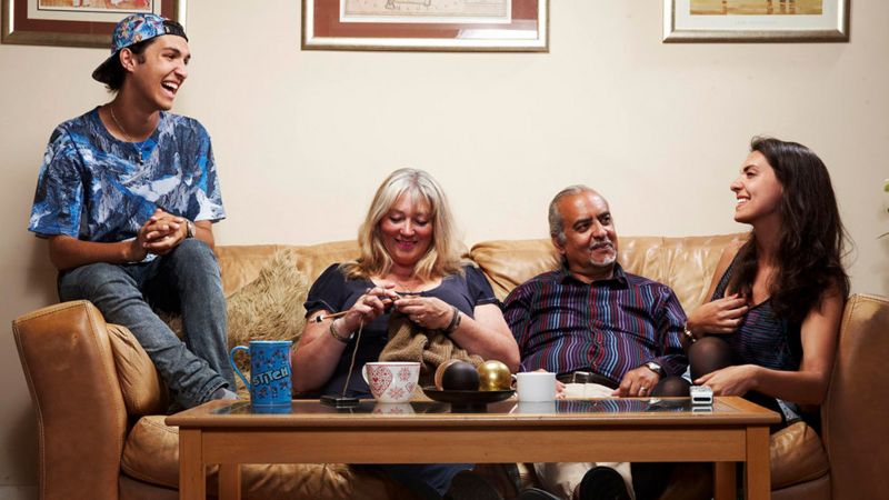 Gogglebox star Andrew Michael dies aged 61 - BBC News