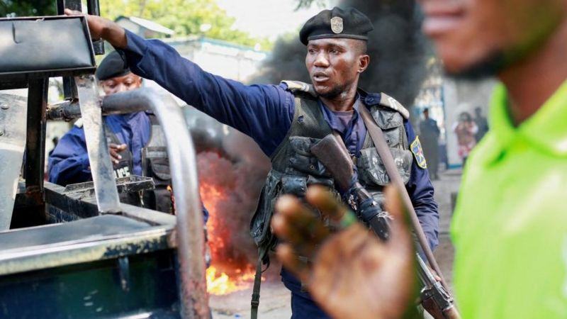DR Congo protests: Police fire tear gas to disperse anti-Western ...