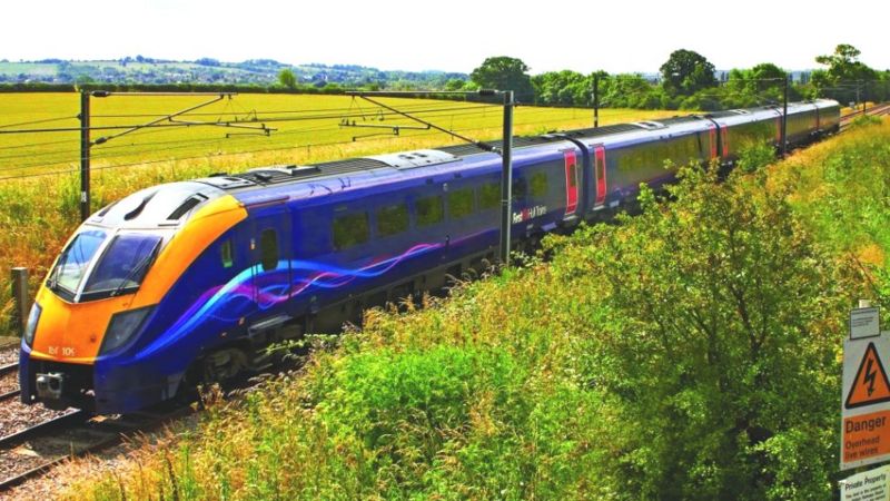 FirstGroup and Trenitalia announce joint rail franchise bids - BBC News