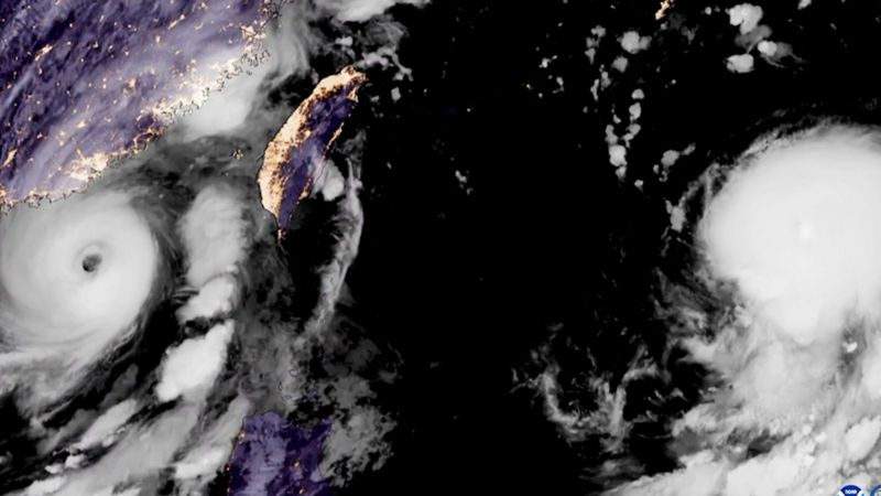 Typhoon Haikui: Dozens injured after storm sweeps Taiwan - BBC News